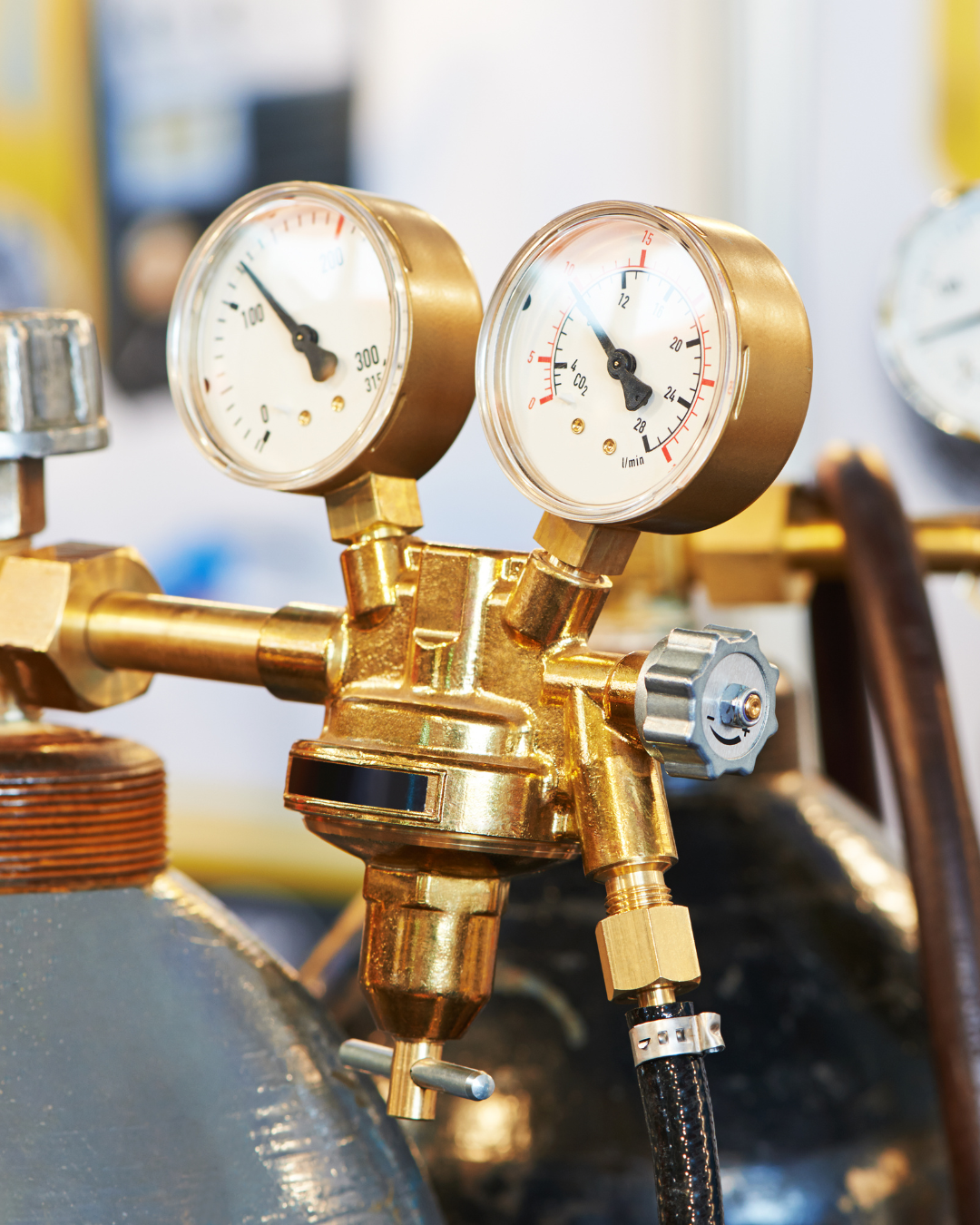 Reduce the risks of tank gauging by using work practice control ...